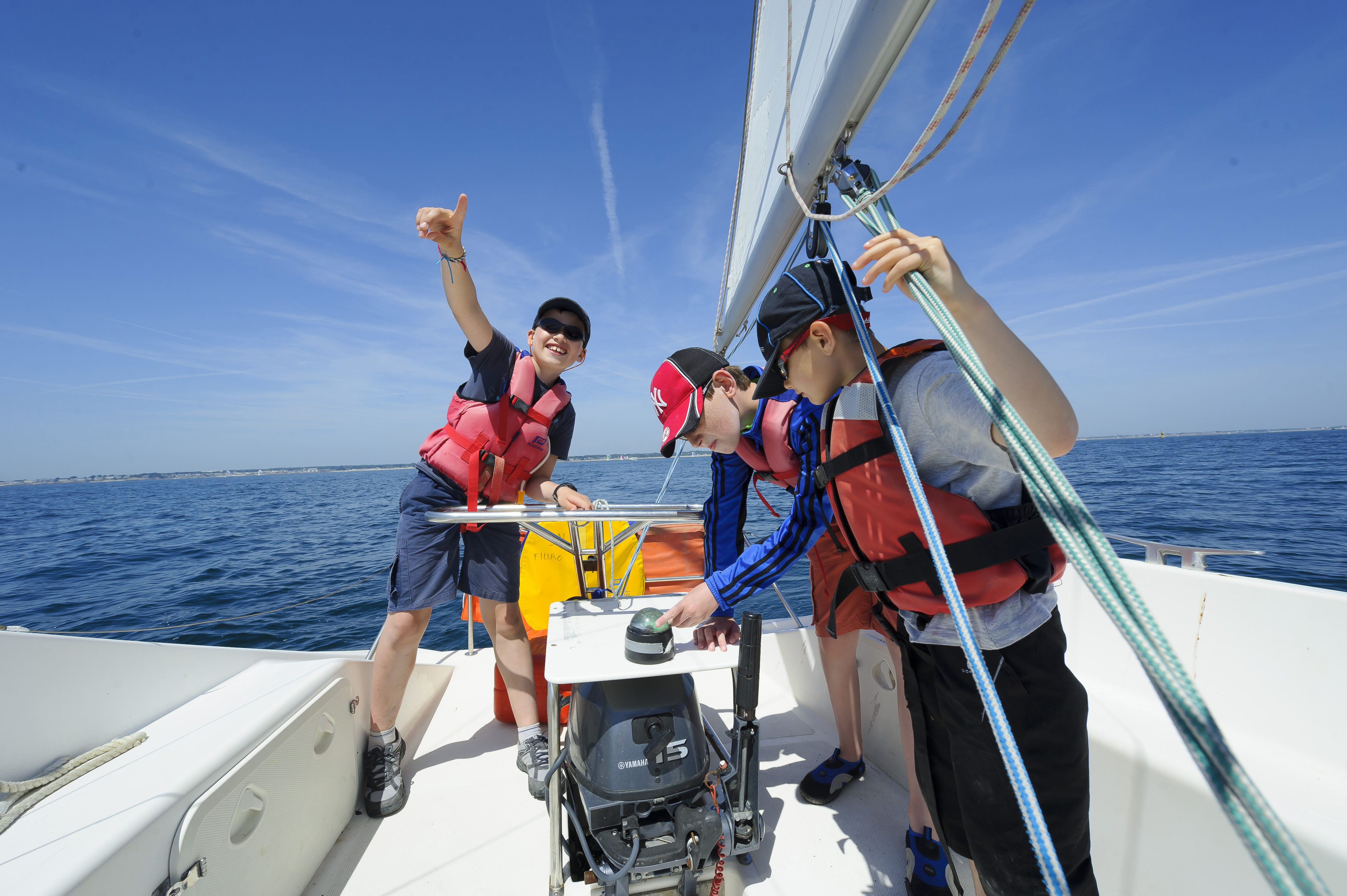 Sur les traces des grands navigateurs - colo en Bretagne - UCPA