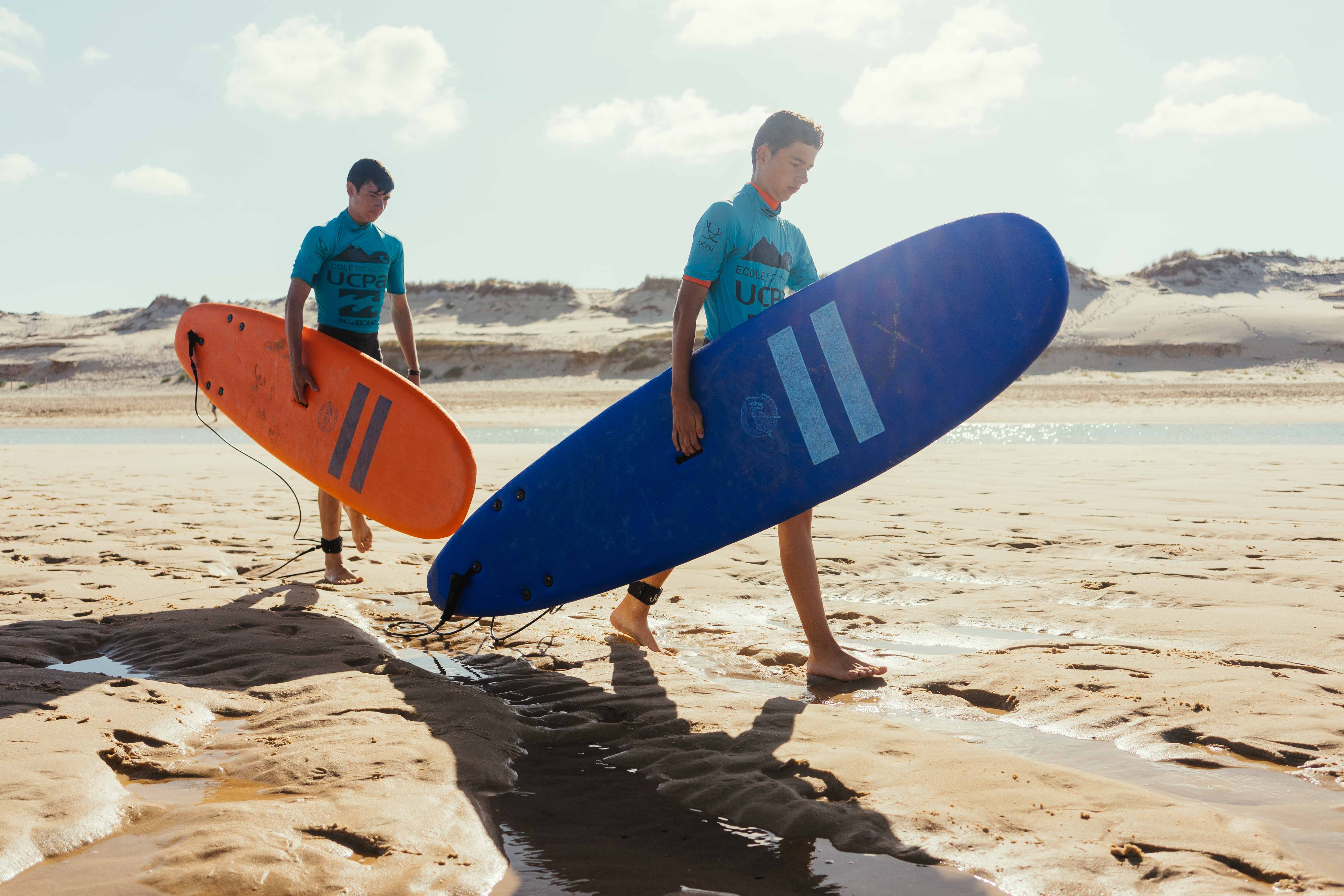 BAFA - Approfondissemen Surf Camp - Internat - Le Porge Océan - séjours ...