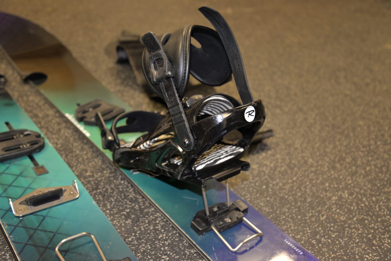 Le splitboard rend le ski de randonnée accessible aux snowboarders