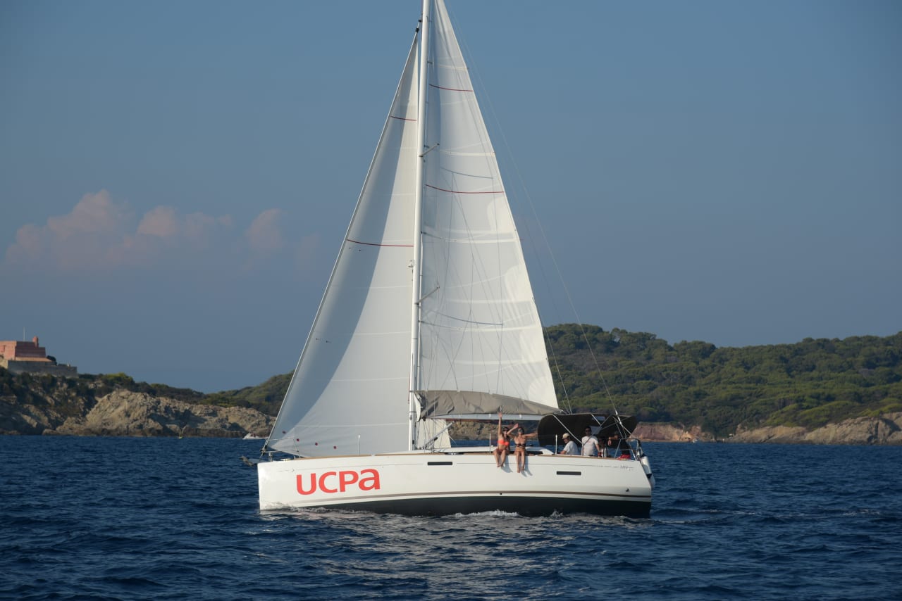 Croisi re Famille M diterran e Co navigation Voilier Toulon UCPA croisi-re-famille-m-diterran-e-co-navigation-voilier-toulon-ucpa