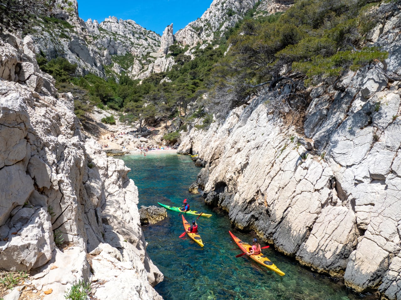 Kayak de mer et randonnée : calanque Terre et Mer en 5 jours happy ...