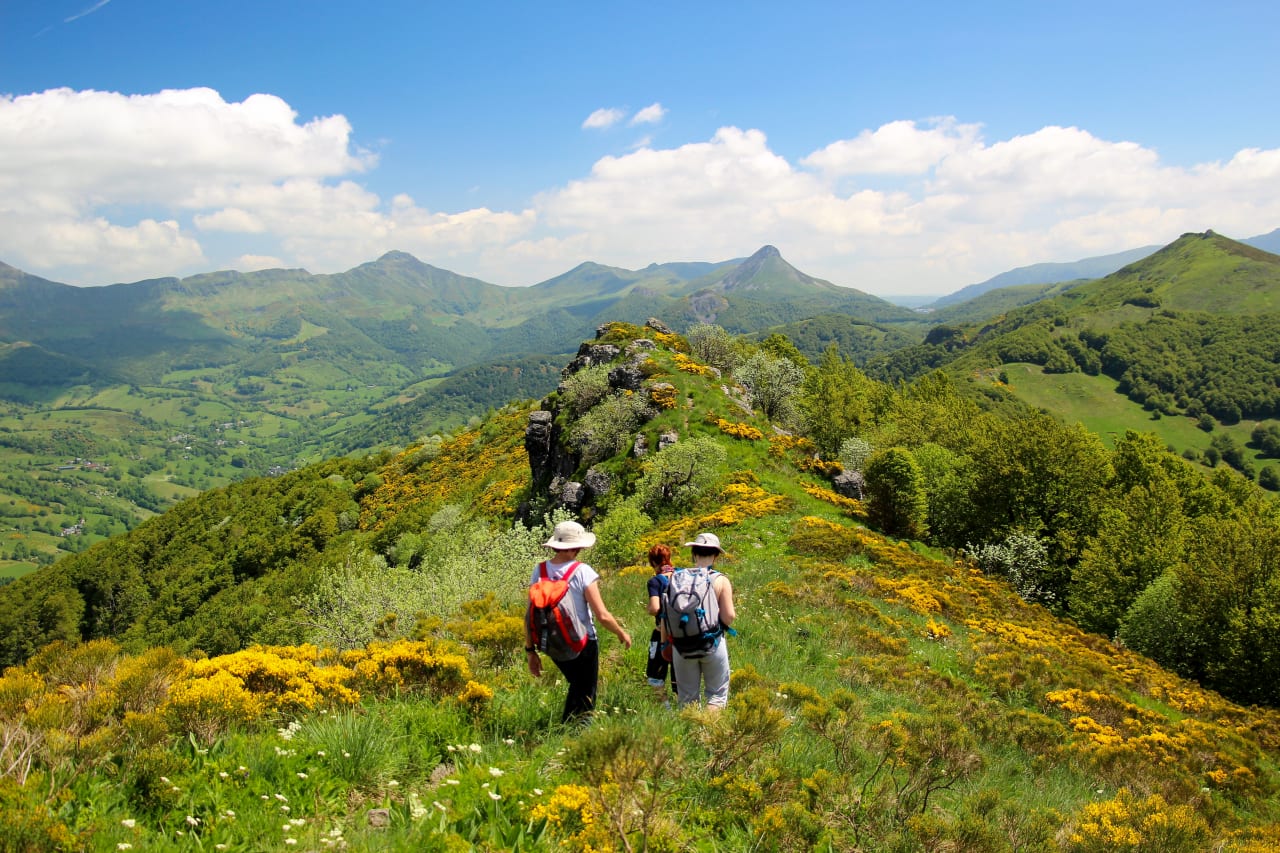 Découverte authentique du Cantal - UCPA - Séjour rando en étoile