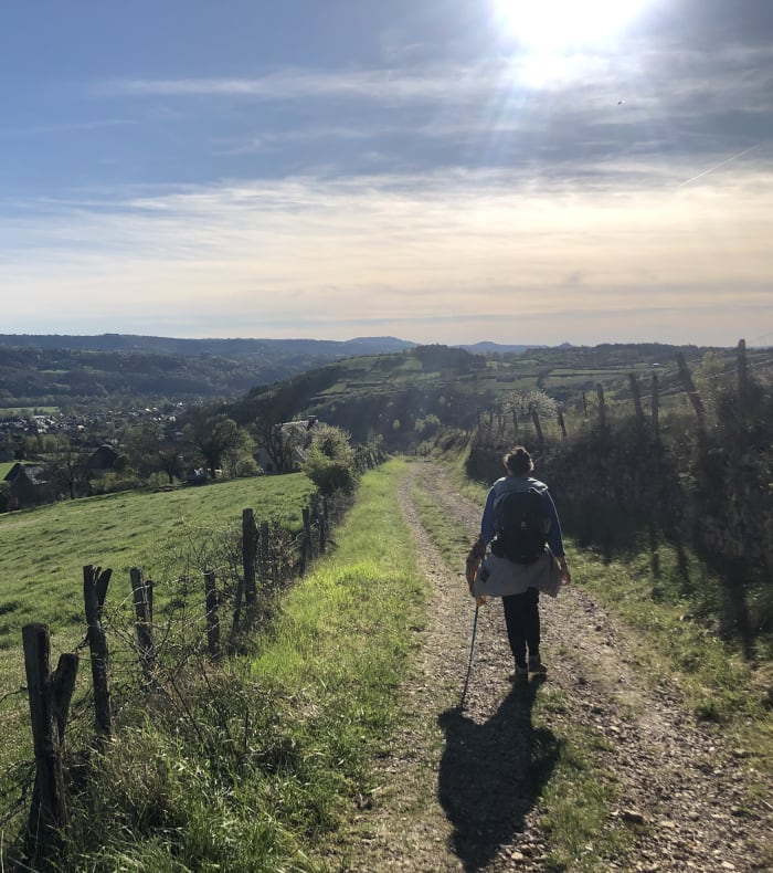 Chemin de Compostelle : Nasbinals - Conques - séjour itinérant Massif ...