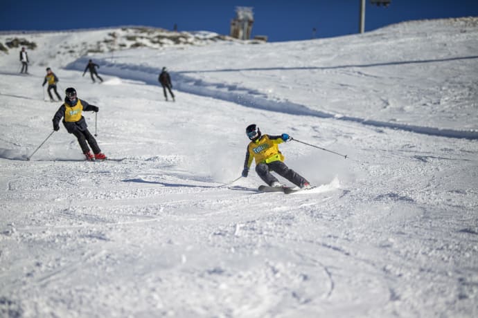 Ski attitude Moët - Colonies de vacances - Telligo